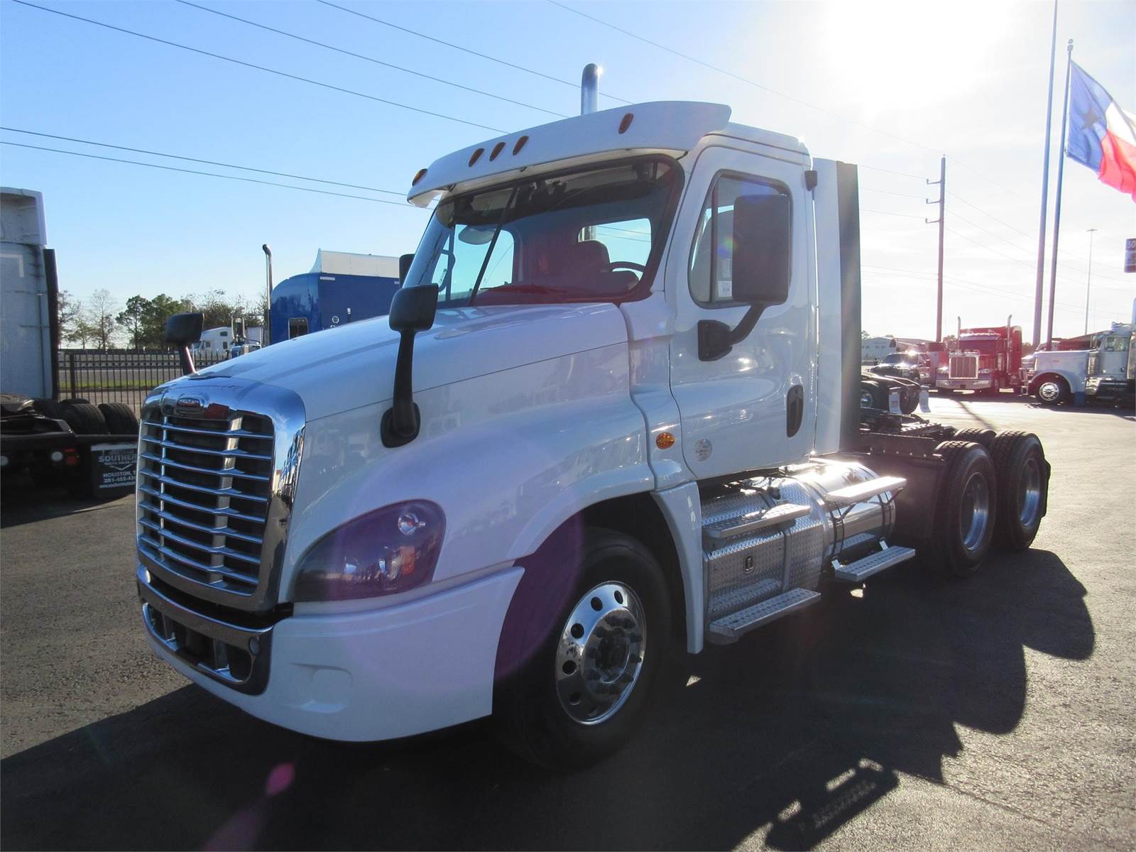 2018 Freightliner Cascadia 125 Day Cab Truck - Detroit 450HP, 12 Speed ...