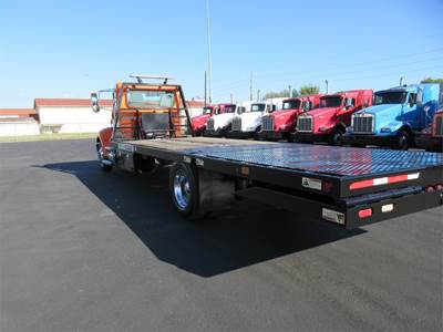 2018 Peterbilt 337 26 ft Flatbed Truck - 250HP, Automatic For Sale ...