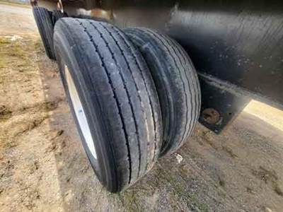 2019 UTILITY 53 COMBO SPREAD AXLE (CAL LEGAL) FLATBED Flatbed Trailer ...