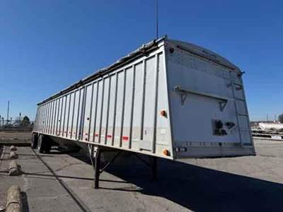 2005 Cornhusker 50 ALUMINUM SPREAD AXLE (SET TO REAR) HOPPER / GRA ...