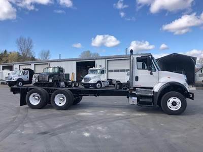 2008 International WorkStar 7600 Tandem Axle Cab & Chassis Truck ...