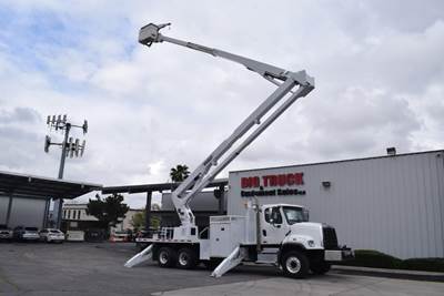 Freightliner 108SD 90 ft Boom / Bucket Truck - 2013 Versalift VST9000 ...
