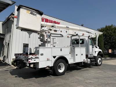 International WorkStar 7300 55 ft Boom / Bucket Truck - 2016 ALTEC AA55 Aerial Lift, Automatic ...