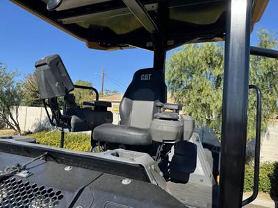 2023 Caterpillar CB7 Smooth Drum Roller Compactor For Sale, 10 Hours ...