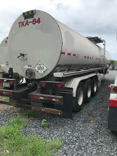 2002 Etnyre 9000 Gallon Tri Axle Asphalt / Hot Oil Tank Trailer For ...