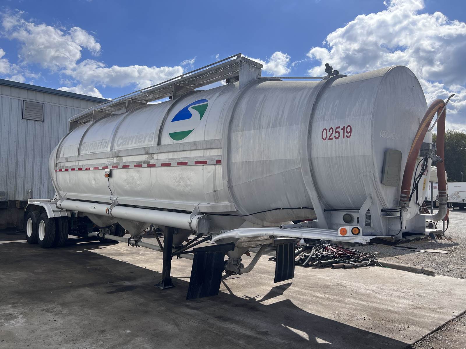 1979 Butler 1500 CU FT Dry Bulk / Pneumatic Tank Trailer For Sale ...