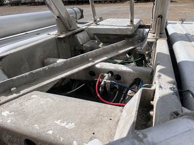 2005 Heil 1000 CU FT Air Ride Dry Bulk / Pneumatic Tank Trailer For ...