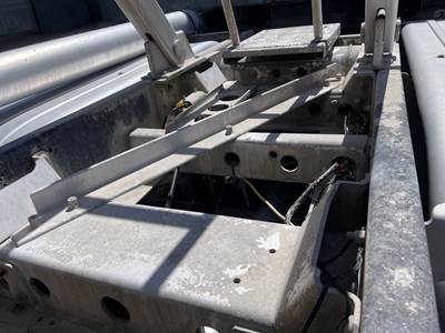 2012 Heil 1040 CU FT Air Ride Dry Bulk / Pneumatic Tank Trailer For ...