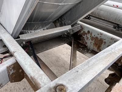 1997 Heil 1350 DRY BULK TRAILER 3 HOPPER Dry Bulk / Pneumatic Tank ...