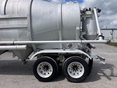 1981 TEC 1600 Cu Ft Super Flo Vac Dry Bulk / Pneumatic Tank Trailer For ...
