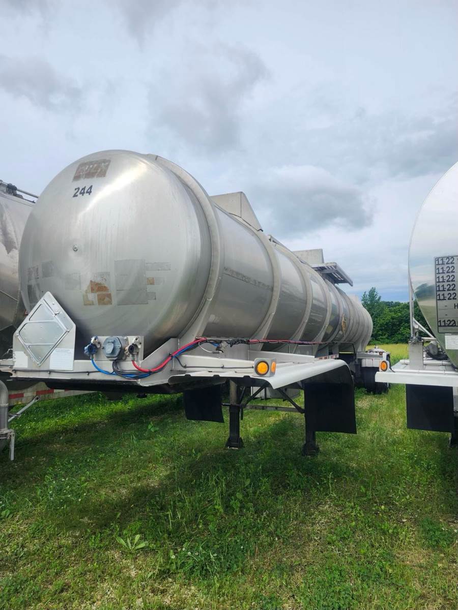 2015 BULK 5000 Gallon Non Code / Fertilizer / Tank Trailer For Sale ...