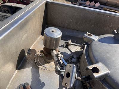 1980 Fruehauf 6500 Gallon Non Code Tank Trailer For Sale - Mount ...