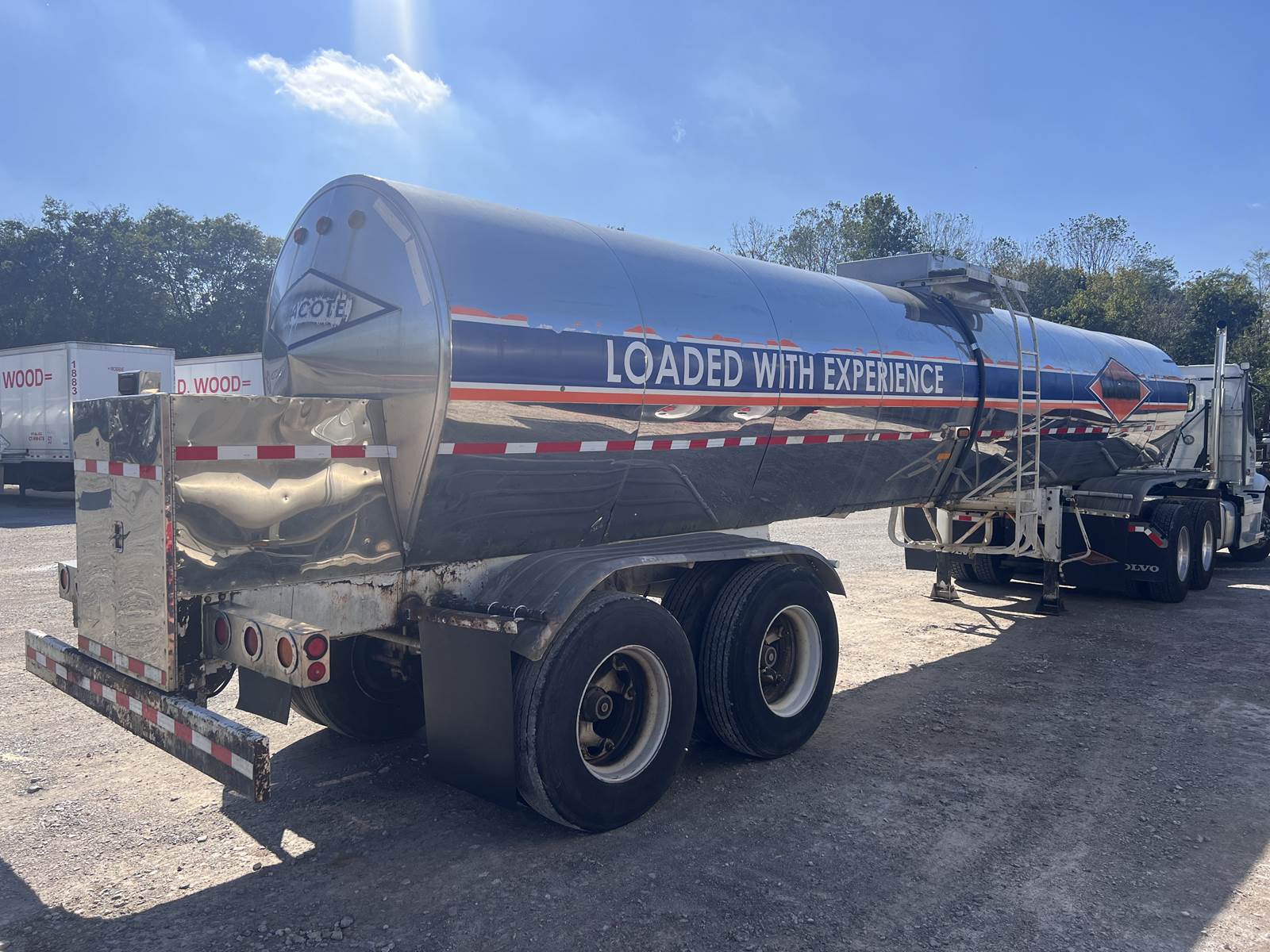 1971 Progressive 5600 Gallon Non Code Tank Trailer / Fertilizer / Waste ...