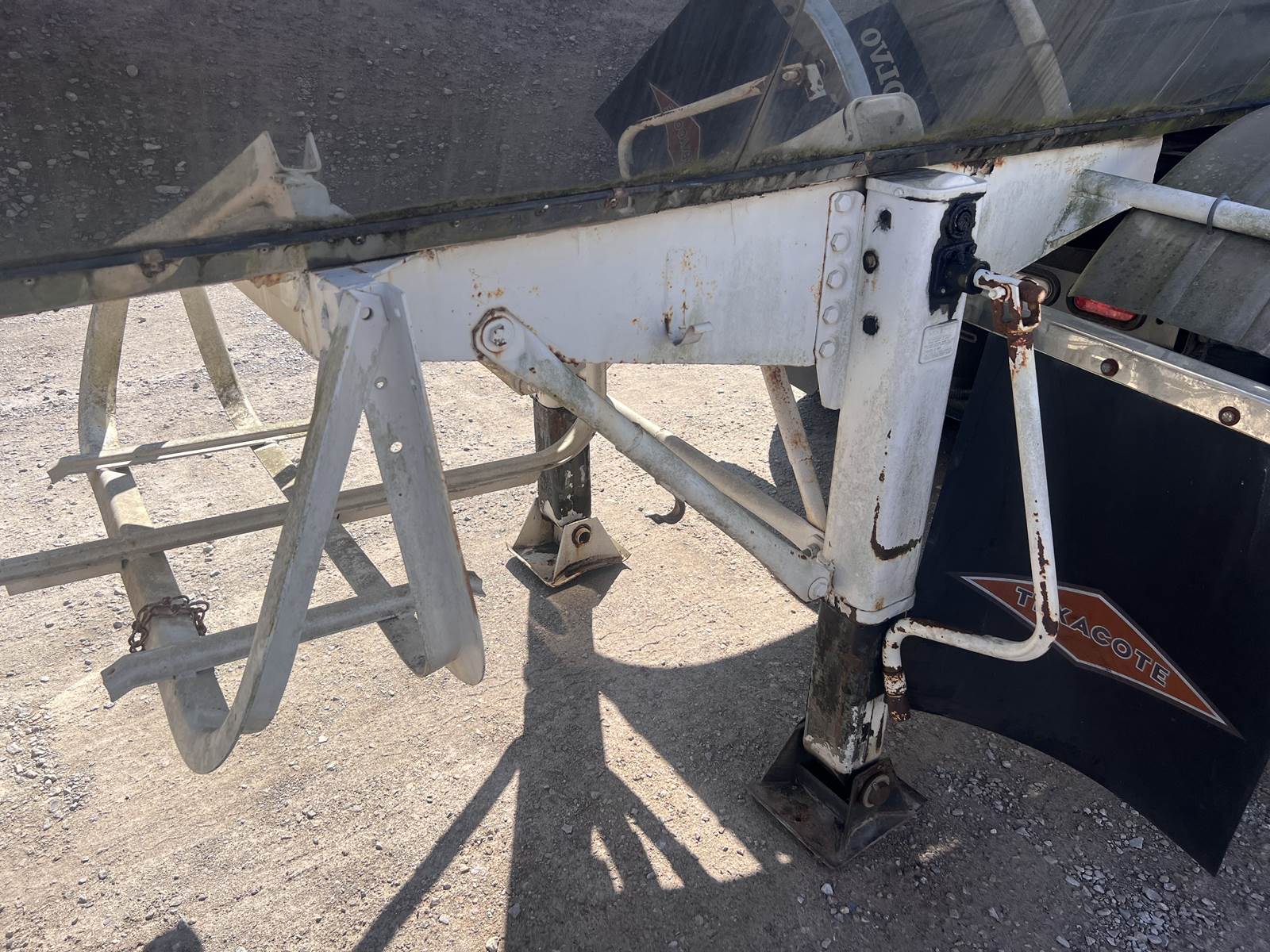 1971 Progressive 5600 Gallon Non Code Tank Trailer / Fertilizer / Waste ...