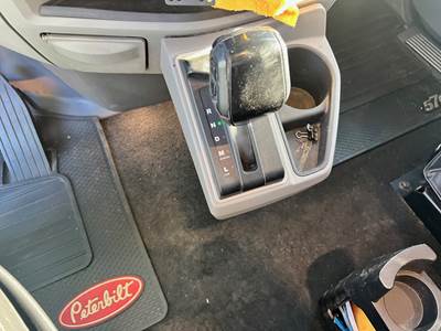 2017 Peterbilt 579 Sleeper Sleeper Semi Truck For Sale | Eugene, OR ...