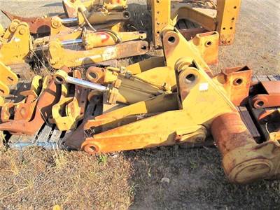 Caterpillar Ripper for a CAT D7E,D7F,D7G For Sale | Washougal, WA | 27 ...