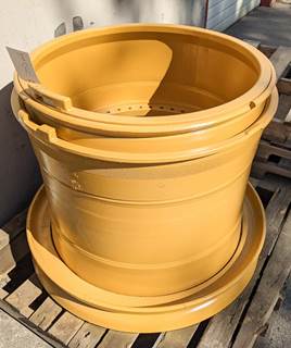 Caterpillar Tire & Rim for a CAT 834B,988B,988F,988FII,28X33% For Sale ...