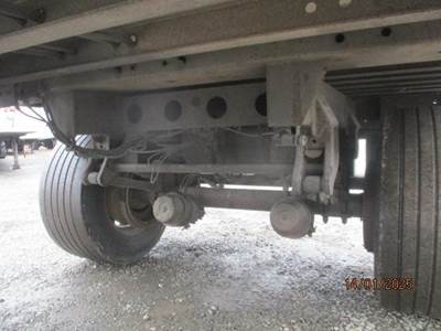 2001 Great Dane 28 ft Reefer Trailer - Single Axle, Fixed Axle, Roll up ...