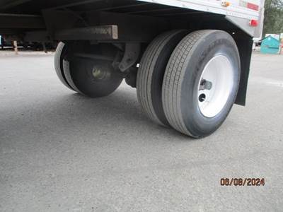 2001 UTILITY 28 ft Reefer Trailer - Single Axle, Fixed Axle, Roll up ...