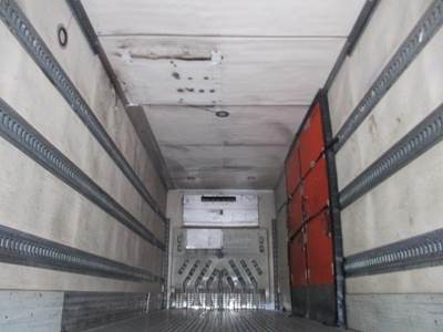 2001 UTILITY 28 ft Reefer Trailer - Single Axle, Fixed Axle, Roll up ...