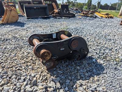 Dromone Hydraulic Quick Coupler For Sale | Womelsdorf, PA | A-2928 ...