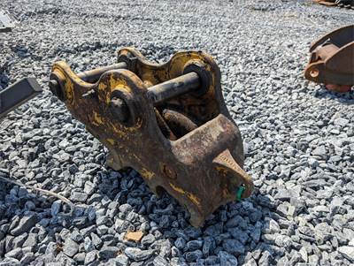 Miller HQCT05C1A Hydraulic Coupler For Sale | Womelsdorf, PA | A-3231 ...