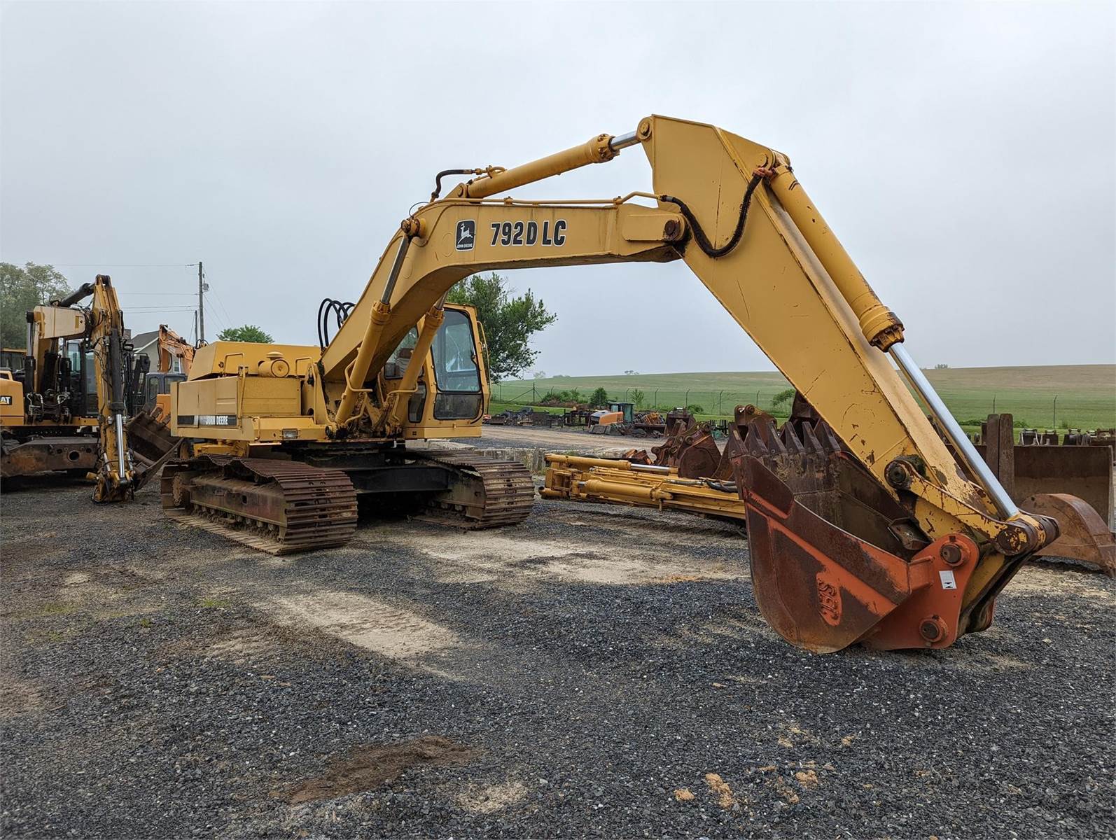 John Deere 792 Excavator Being Dismantled | Womelsdorf, PA | 11421642 ...