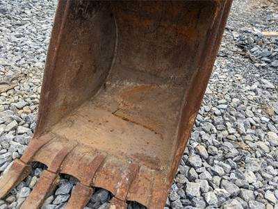 Case Bucket For Sale | Womelsdorf, PA | A-3256 | MyLittleSalesman.com