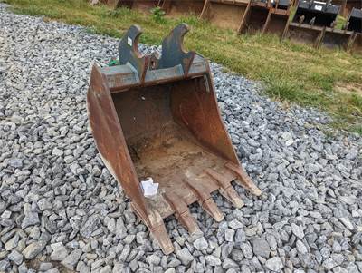 Kubota Buckets For Sale | MyLittleSalesman.com