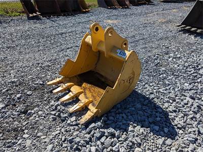 Paladin Bucket For Sale | Womelsdorf, PA | A-2760 | MyLittleSalesman.com