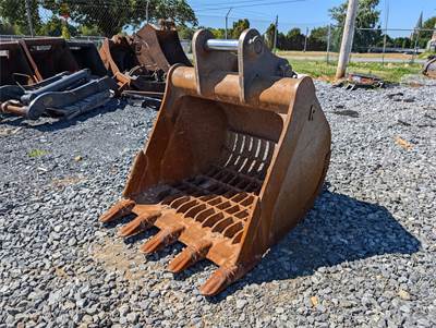 Skeleton Buckets for Sale | Attachments | MyLittleSalesman.com