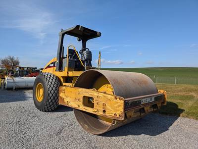 2006 Caterpillar CS533E Smooth Drum Roller Compactor For Sale ...