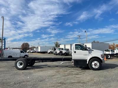 2024 Ford F-750 Single Axle Cab & Chassis Truck - 300HP, Automatic For Sale, 111 Miles ...