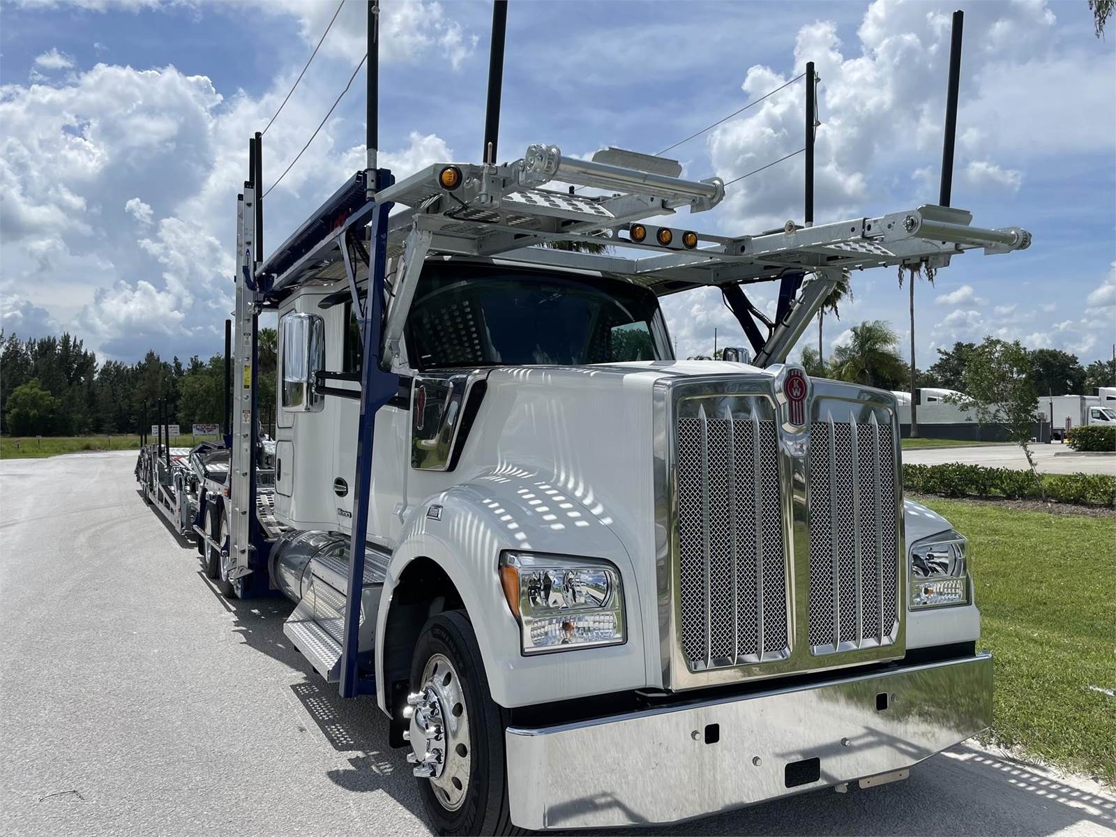 2024 Kenworth W990 Tandem Axle Car Carrier Truck - Cummins, 500HP, 12 Speed Endurant Amt For ...