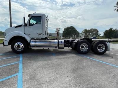 2025 Kenworth T880 Day Cab Truck - Paccar 455HP, 12 Speed Amt For Sale ...