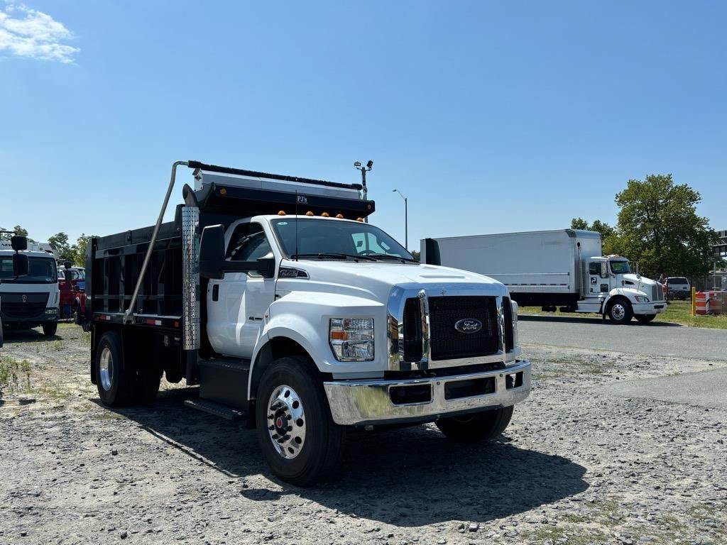 2025 Ford F-750 Single Axle Dump Truck - 330HP, Automatic, 12' Dump For Sale, 400 Miles ...