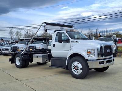 2025 Ford F-750 Single Axle Hooklift Truck - 300HP, Automatic For Sale, 113 Miles | Upper ...