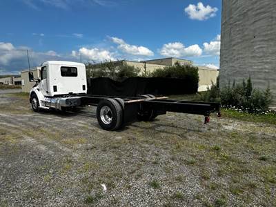 2025 Peterbilt 537 Single Axle Cab & Chassis Truck - Paccar, 360HP, 6 ...