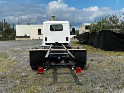 2025 Peterbilt 537 Single Axle Cab & Chassis Truck - Paccar, 360HP, 6 ...