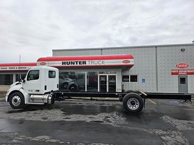 2025 Peterbilt 537 Tandem Axle Cab & Chassis Truck - Paccar, 260HP, 8 ...