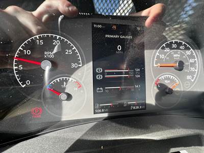 2025 Peterbilt 536 Mechanic / Service Truck - Paccar, 325HP, 6 Speed ...