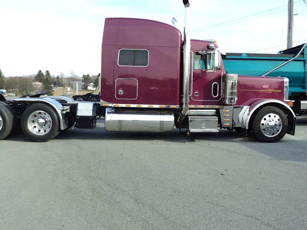 Peterbilt Sleeper