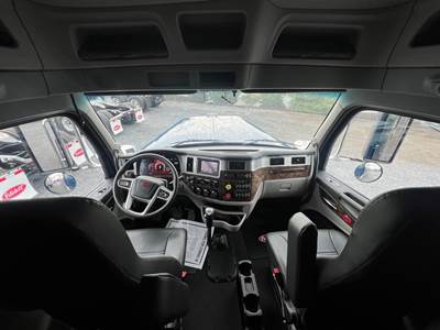 2025 Peterbilt 589 Sleeper Semi Truck - 72" Raised Roof Sleeper ...