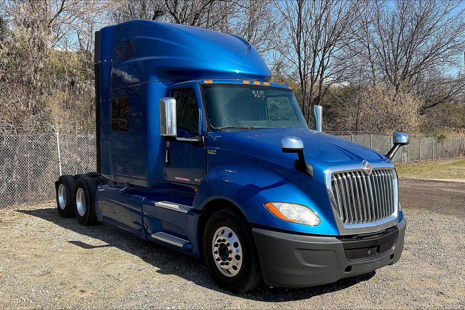 2019 International LT625 Sleeper Semi Truck - 73" Raised Roof Sleeper ...