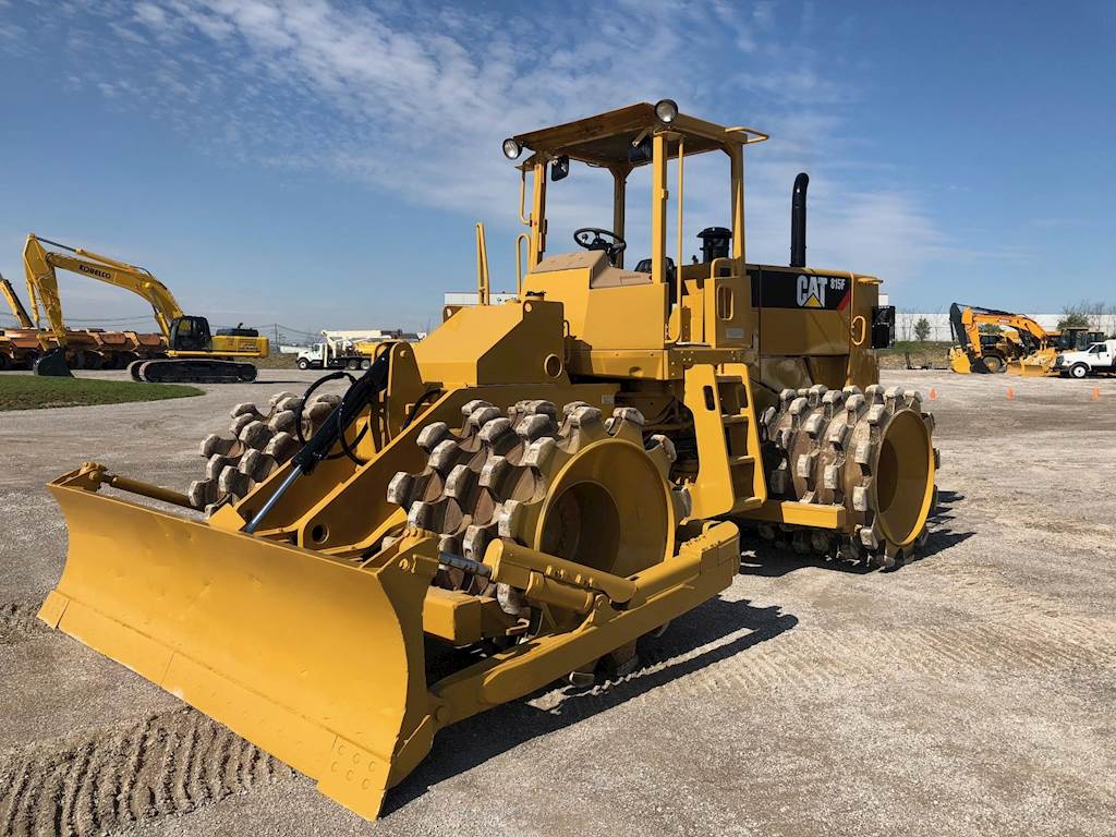 1999 Caterpillar 815F Padfoot Roller Compactor For Sale, 8,874 Hours ...