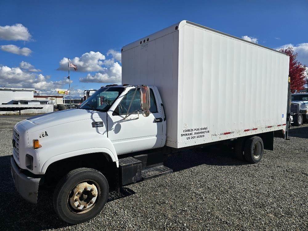 2000 Chevrolet Kodiak C6500 18 ft Box Truck - Amt, Liftgate For Sale ...