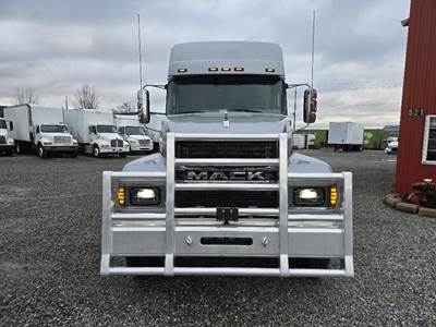 2022 Mack Pinnacle 64T Sleeper Semi Truck - Raised Roof Sleeper, MP8 ...