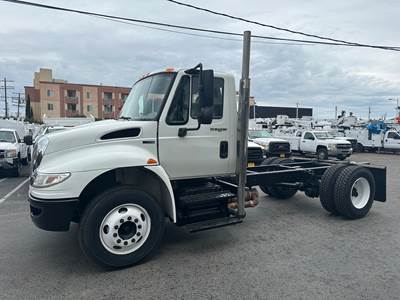2011 International DuraStar 4400 Cab & Chassis Truck For Sale, 48,646 ...