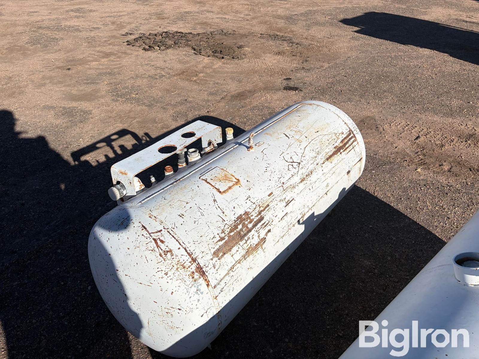 Manchester Propane Tank For Sale | Yuma, CO | KE7873 | MyLittleSalesman.com