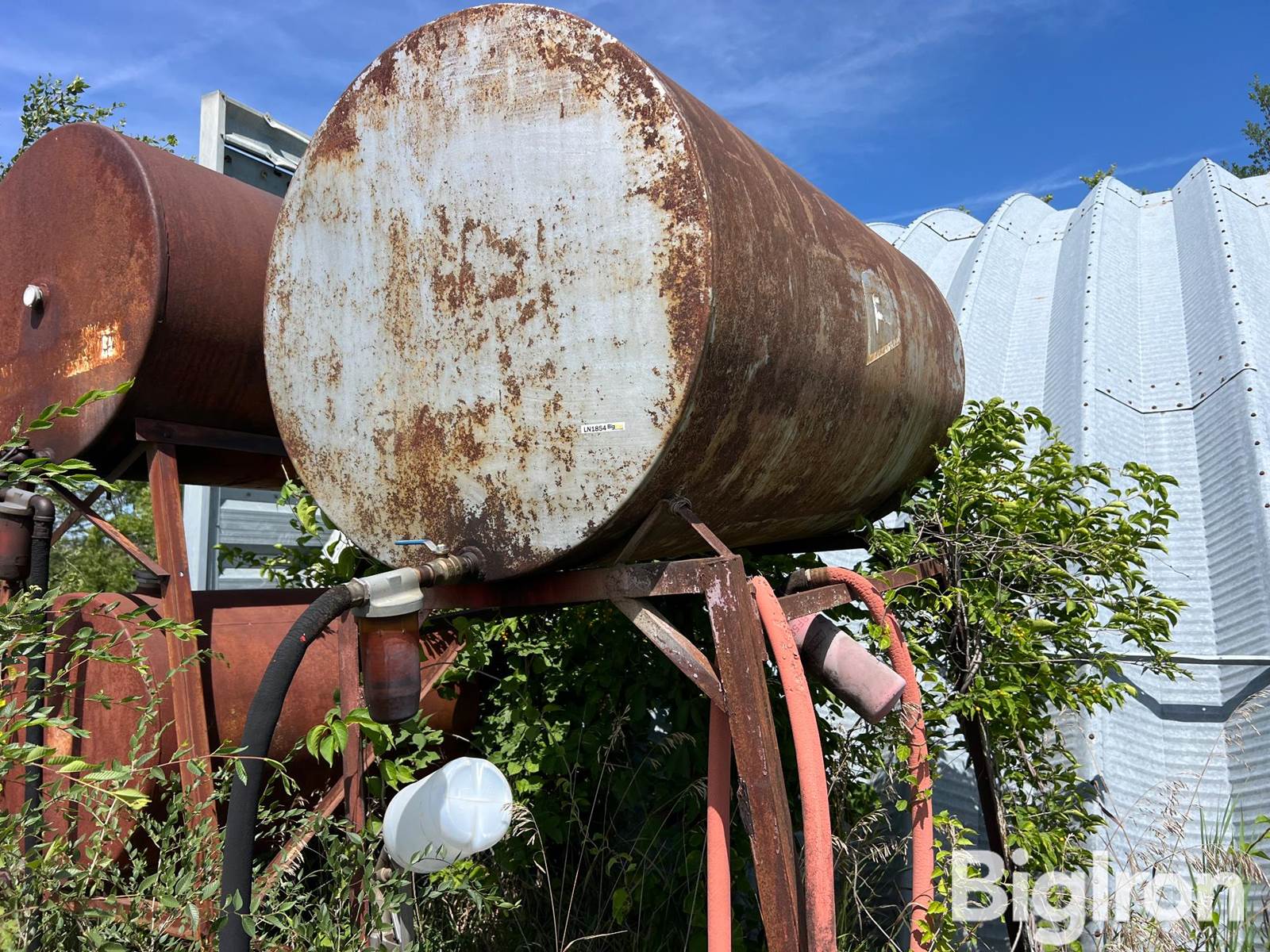 300 Gal Fuel Tank For Sale | Glenwood, IA | LN1854 | MyLittleSalesman.com